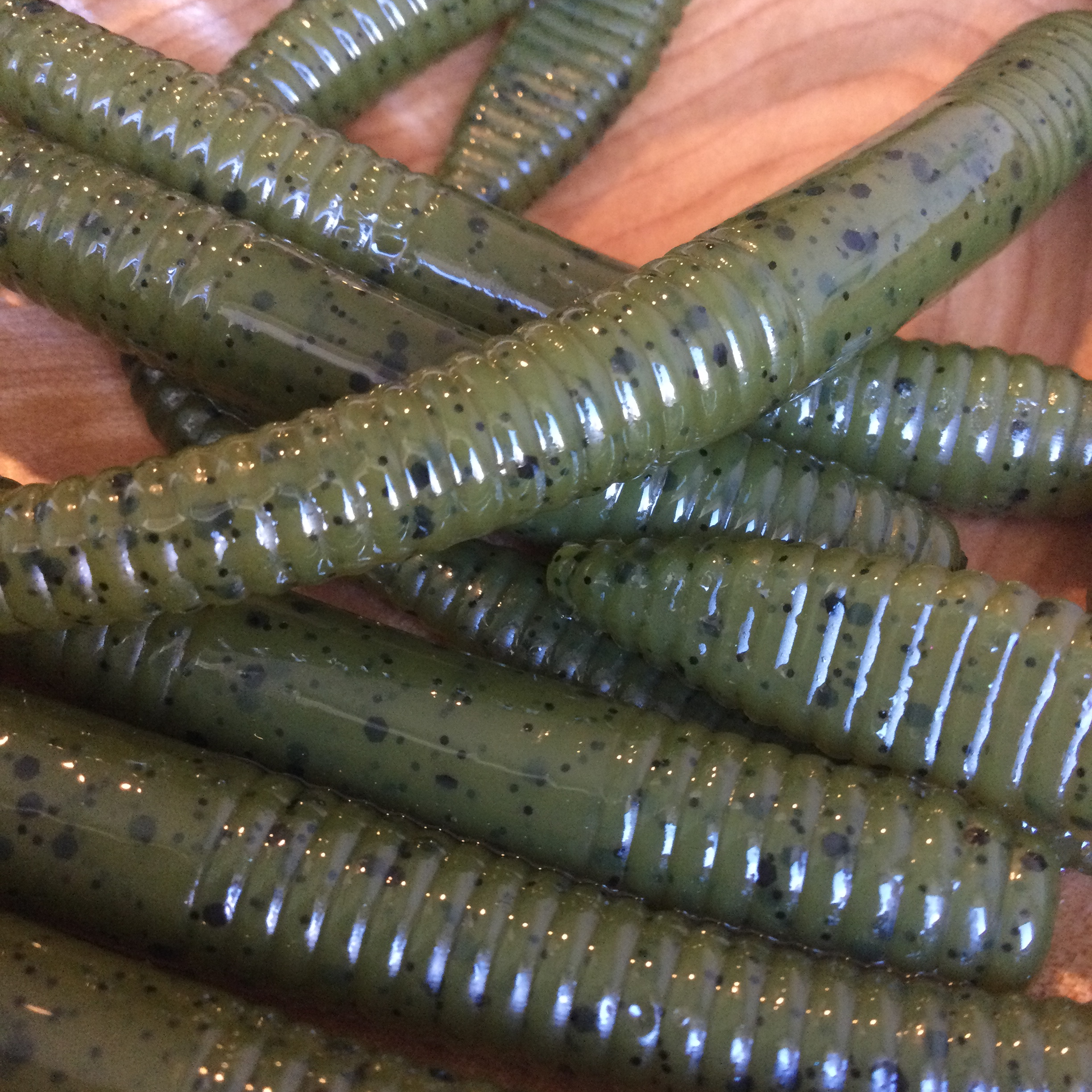 Green Pumpkin- Viper Tail Worm